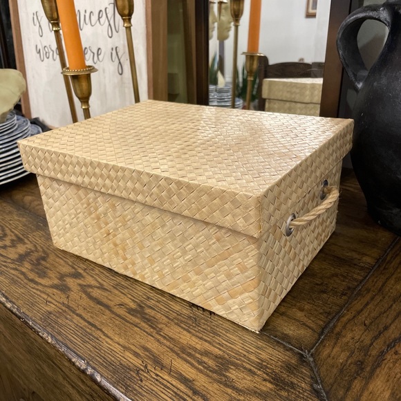Accents | Vintage Handwoven Wicker Box W Lid 11x8x5 | Poshmark